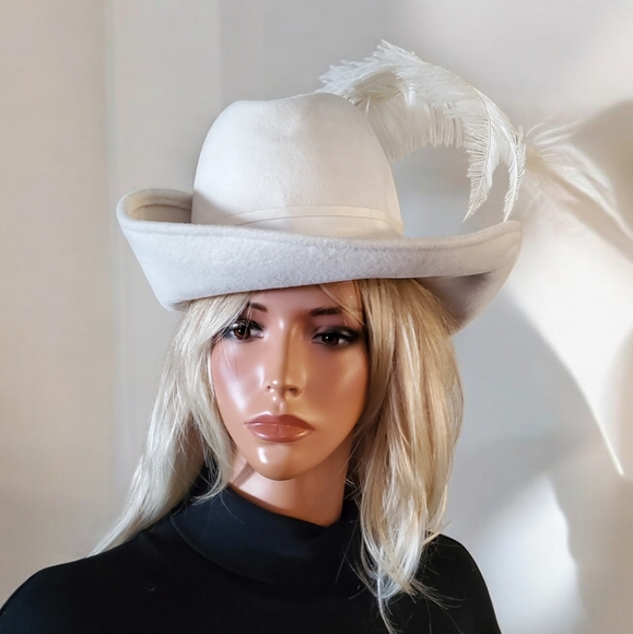 Bellini | Accessories | Vintage Bellini White Sidesweep Brimmed Hat ...